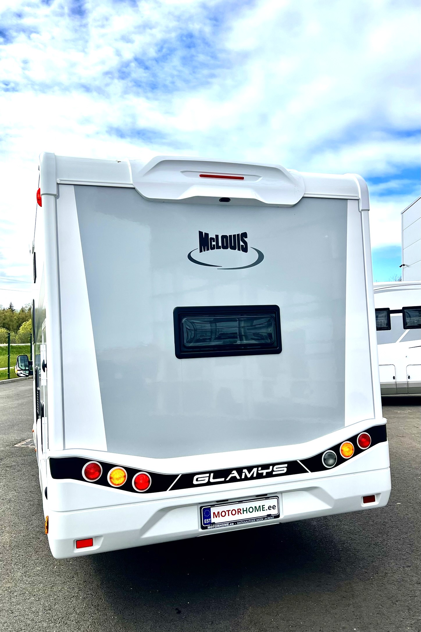 McLouis GLAMYS 322, AUT, TRUMA DIESEL, 2026 MY - MOTORHOME.ee