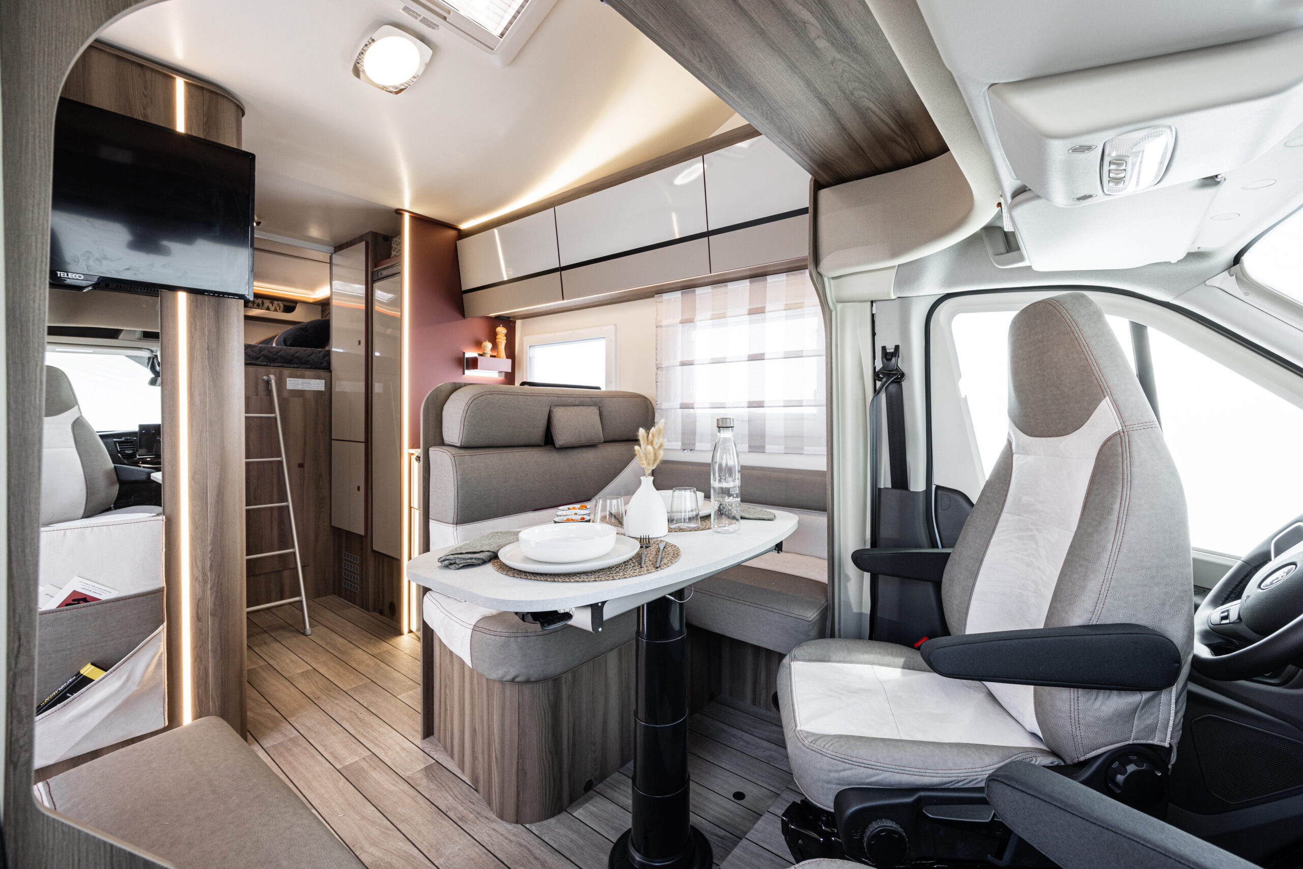 ROLLER TEAM KRONOS 290 M, OPENAIR, LiFePo4, 2027 MY - MOTORHOME.ee